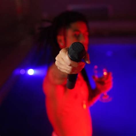 Moe Tiny Moe Tiny Threads Say More