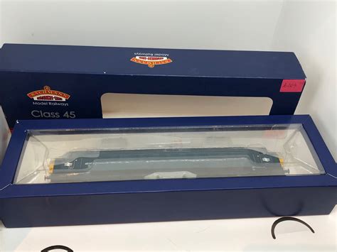 Bachmann Oo 32 677 Class 45 45053 Split Head Code Br Blue The Model