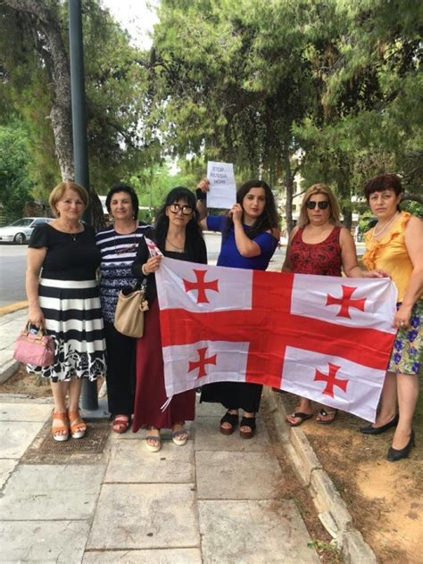 “არა ოკუპაციას” ქართველი ემიგრანტების აქცია ათენში • არა ოკუპაციას