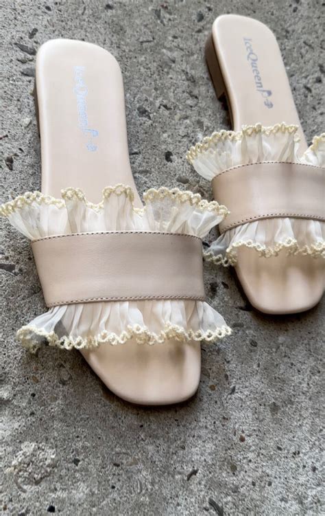 Wave Sliders Icequeen Design