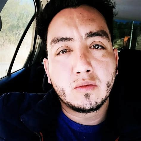 Hugo Favela Hu Favela • Threads Say More