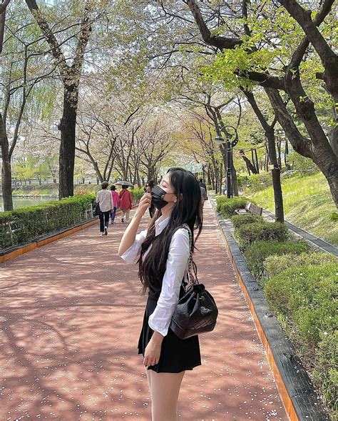 여성패션 몸매좋은 여자스타일에 있는 핀 사진사 사진 여자 교복
