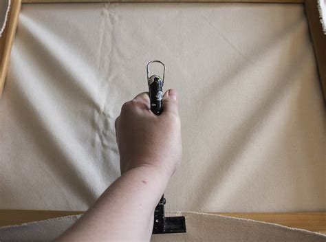 How To Stretch A Canvas For Painting The Easy Way Damian Osborne
