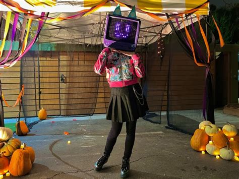 Tv Head Cosplay