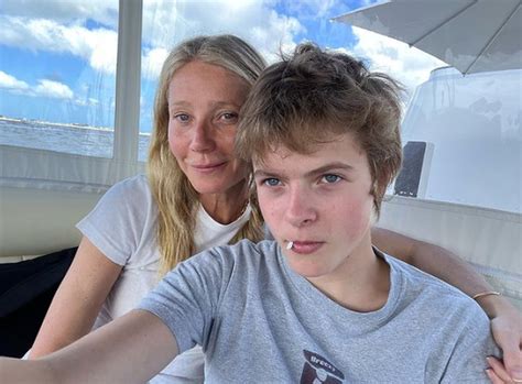 Moses El Hijo De Gwyneth Paltrow Y Chris Martin Cumplió 17 Años Y Es