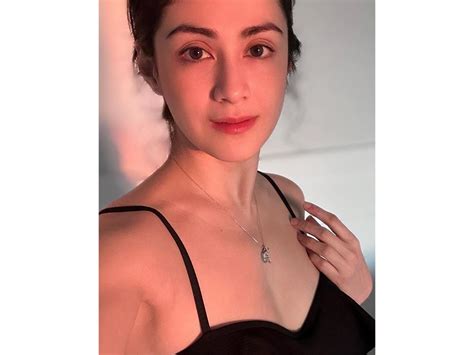 These Female Celebrities Bared Their Faces And Prove Their Beauty Has