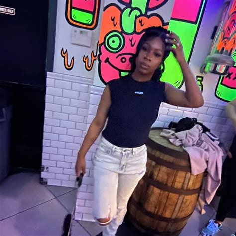 Ayriel Harris Prettyyyantisocialll On Threads