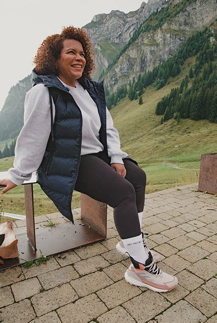 Plantar Heel Pain Causes Symptoms And Treatments