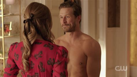 Auscaps Adam Huber Shirtless In Dynasty There S No Need To Panic