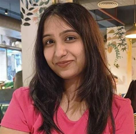 Riya Arora Front End Developer