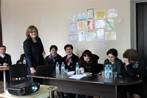 ხაშურის N6 საჯარო სკოლა პროექტში „სკოლის თვითშეფასება განვითარებისთვის“ მონაწილეობს ეტალონი