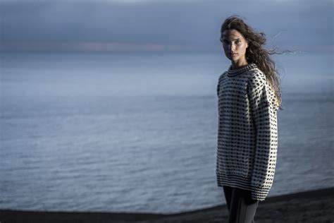 Islandströja Islender Från Devold Lammskinnsbutiken