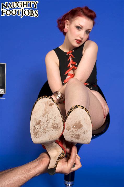 Naughty Footjobs Durchgeführt Von Andy Mann Angelica Sex Fotos