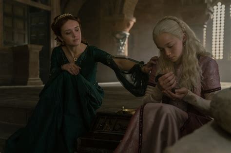 Who Is Helaena Targaryen In House Of The Dragon And Who Plays Her