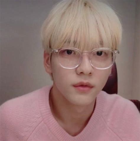 투바투 수빈 투명테 안경 지식in