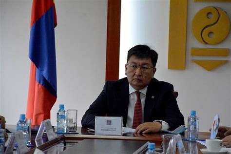 ШУУД Ковид 19 илэрч нийслэлд хөл хорио тогтоолоо