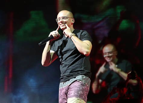 Logic Rapper Wallpapers 24 Images Wallpapercat