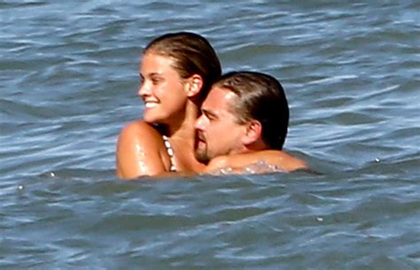 Leonardo Dicaprio And Bar Refaeli Kiss