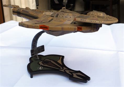 Amt Ertl Star Trek Ds9 Cardassian Cruiser Ready For Inspection Sf And Realspace
