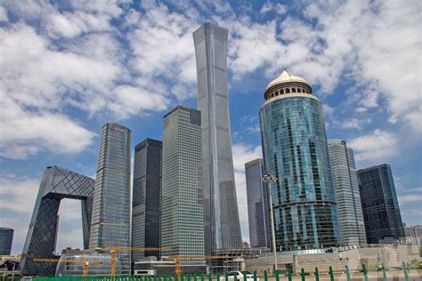上半年內地企業併購活躍 超六成交易額逾億元 澳門力報官網
