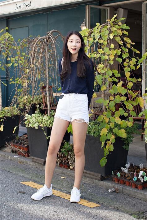 รวมไอเดีย แต่งตัวเที่ยวชิลล์ๆ แต่งง่ายๆ ได้ลุคสวยชิคแบบที่วัยรุ่นต้องการ