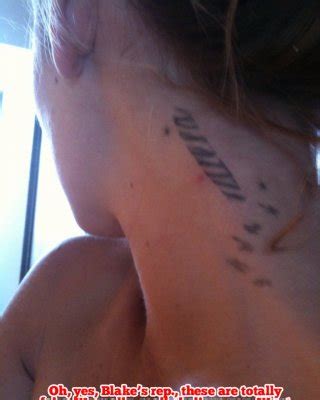 Blake Lively Leaked Nude Photos Form Her IPhone An Authenticity Proof Porn Pictures XXX Photos