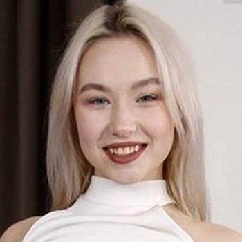 Sara Bork биография рост вес размер груди