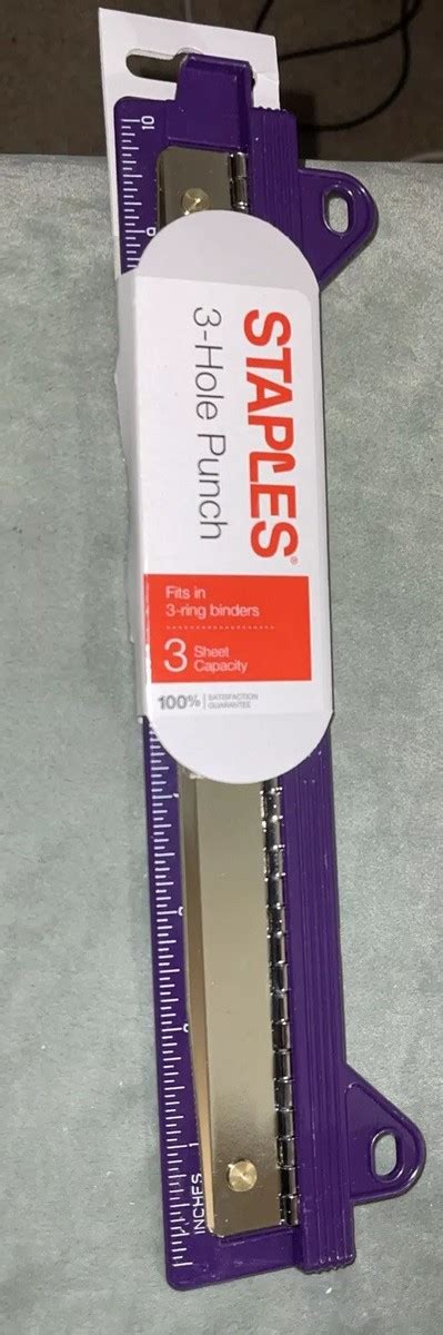 Staples 3 Ring Hole Punch