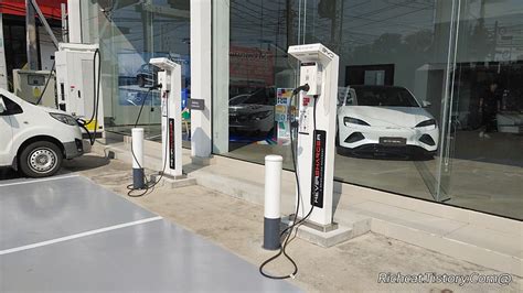 전세계 전기차 판매량 1위 Byd 매장 방문