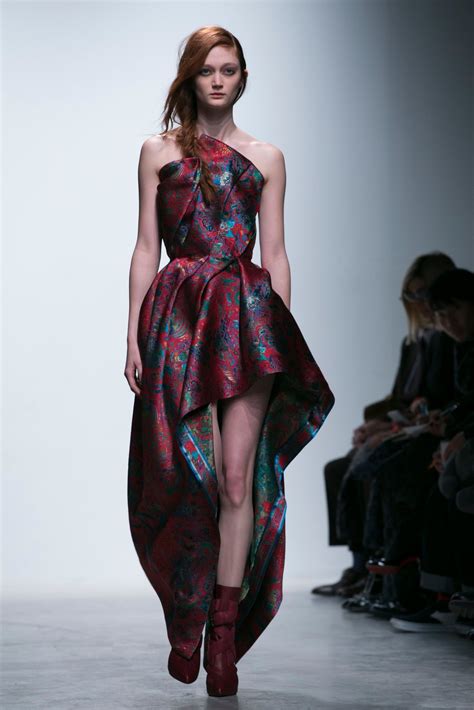 Formal Balance Fashion