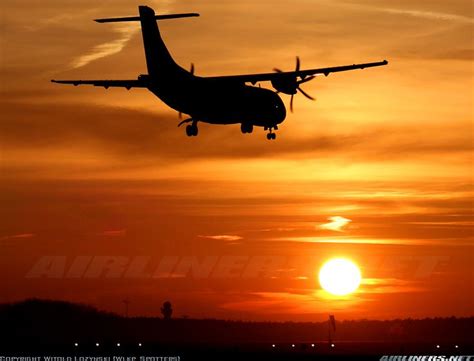 Atr Atr 42 500 Aircraft Picture Atr 42 Aircraft Pictures Aircraft