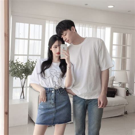 위트있는 시밀러 커플티୧ “̮ ୨ 남여 다른 사이즈와 포인트프린팅 옷 스타일 옷 스타일