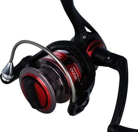 Naviják Iron Claw Angular 3000 Top Carp Rybářská Speciálka