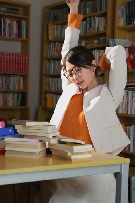 森日向子 僕は、誘惑教師に恋をする。class 02【グラビア写真集】 日本写真网