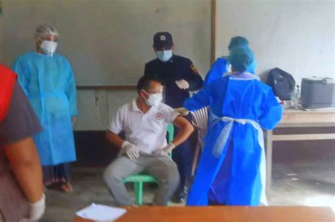 မိုင်းယောင်းမြို့နယ်၌ ဒေသခံပြည်သူများ ကိုဗစ် ၁၉ ရောဂါ ကာကွယ်ဆေးထိုးနှံ Information And Public