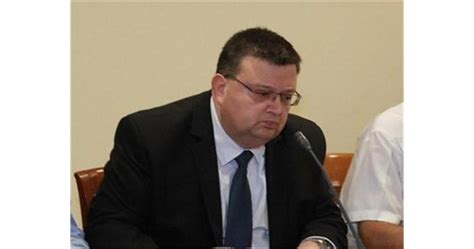 Цацаров Прокуратурата и ДАНС проверяват Орешарски