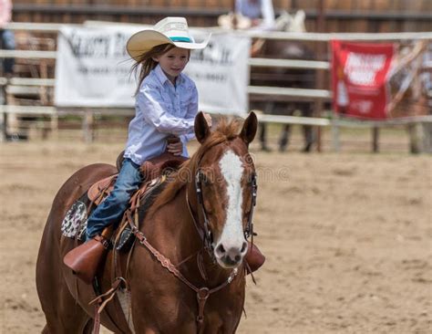 Rodeo Girl Editorial Photo Image Of Stirrup Racing 71828331