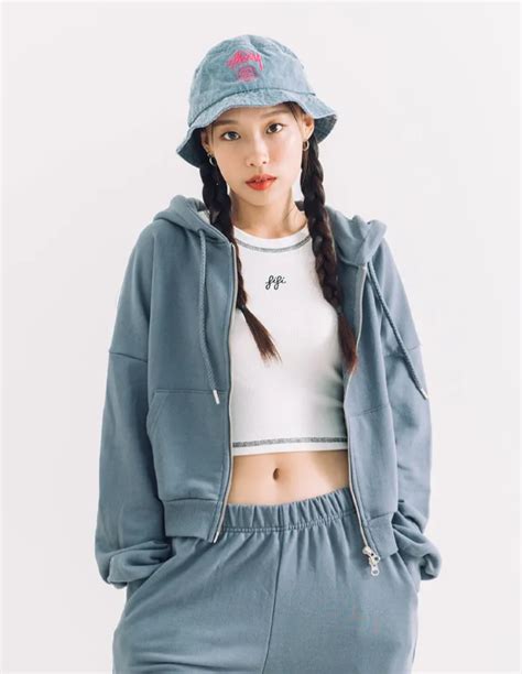 Regen Bogen레겐보겐 실시간 인기 스타일 투웨이 후드 집업 온더룩