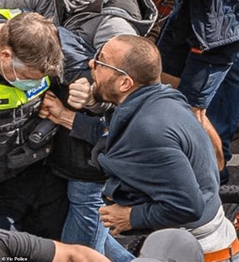 Police Arrest Man Accused Of Assaulting Police During Melbourne S Anti Covid Lockdown Protests