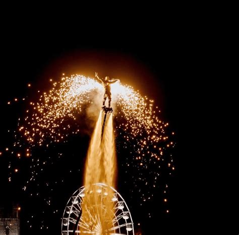 Led And Firework Flyboard Show Jam Entertainers