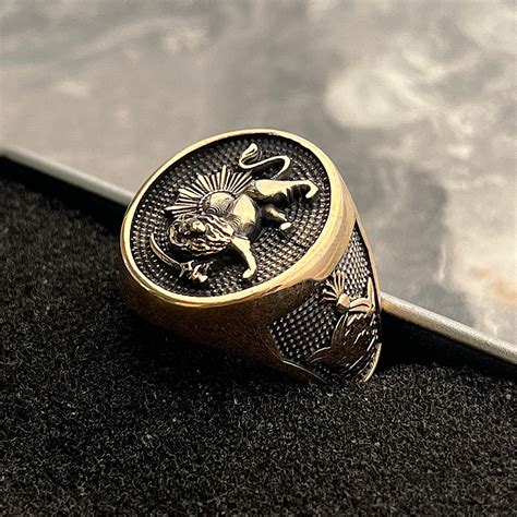 اکسسوری و بدلیجات سیکا انگشتر شیر و خورشید