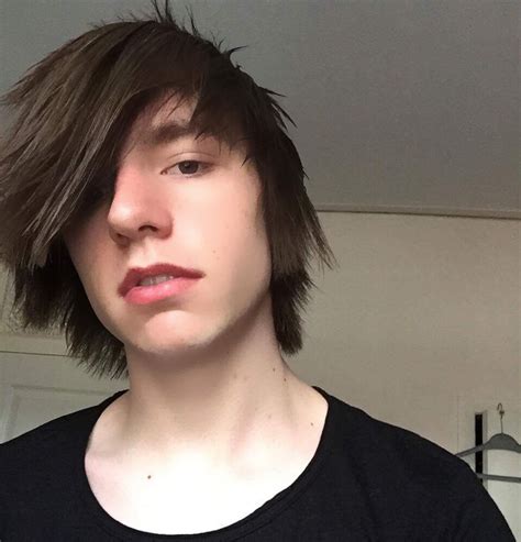 Izzy💫 E 💊 Girl 🏳️‍⚧️ On Twitter Its Never Too Late To Transition