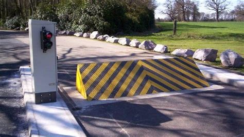 Interfacing Obstacle Sensor With Bharat Pi 9 Steps Instructables