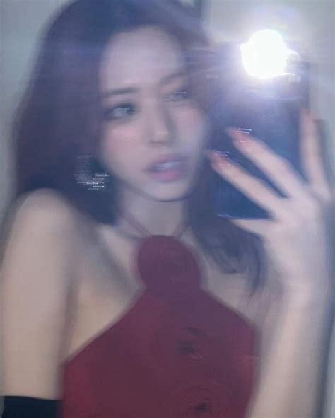 Itzy Yuna R Kpopfap