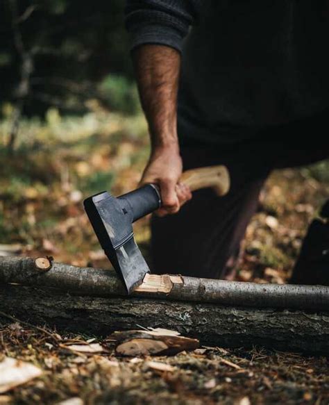 Топор универсальный Fiskars Norden N10 (1051143) - ™ Fiskars