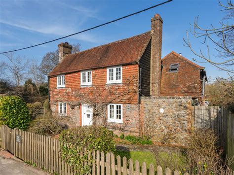 5 Bed Detached House For Sale In Lewes Road Laughton Bn8 £950000