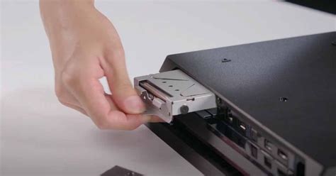 How To Change The Disk Of The PS4 Pro To Install An SSD