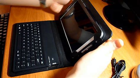 Чехол для планшета Samsung Galaxy Tab3 7.0 с bluetooth клавиатурой ...