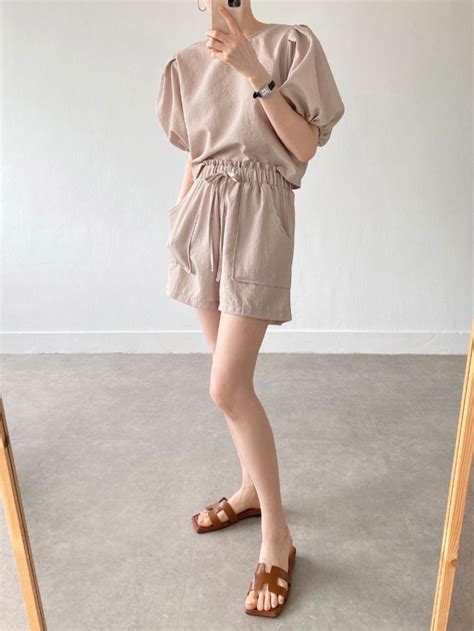 어깨 퍼프 벌룬 소매 반팔 블라우스 티셔츠 바스락 반바지 고무줄 허리 밴딩 쿨링 팬츠 아노락 여름 투피스 상하 세트