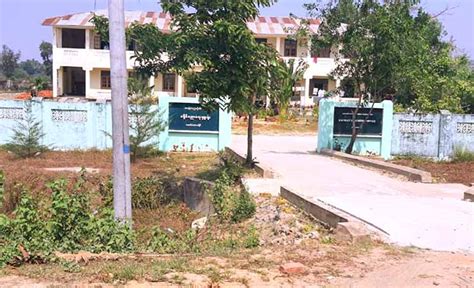 Dvb မောင်တောခရိုင်မှ ပညာရေးဝန်ထမ်းများ လစာ ၂ ဆမရသဖြင့် အခက်တွေ့နေ